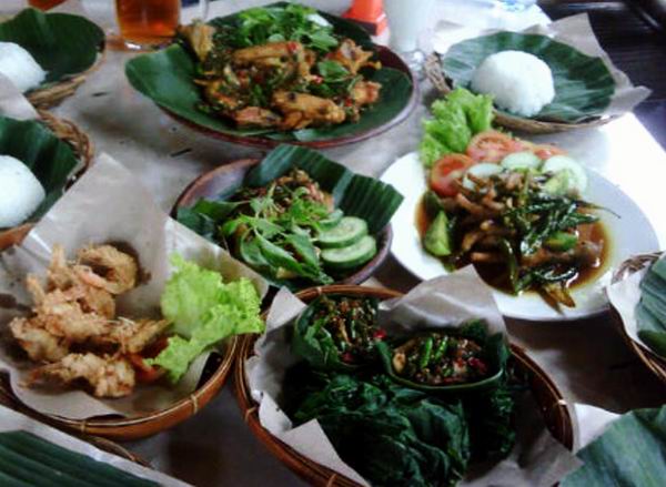8 Rekomendasi Kuliner di Magelang Kota Sejuta Bunga